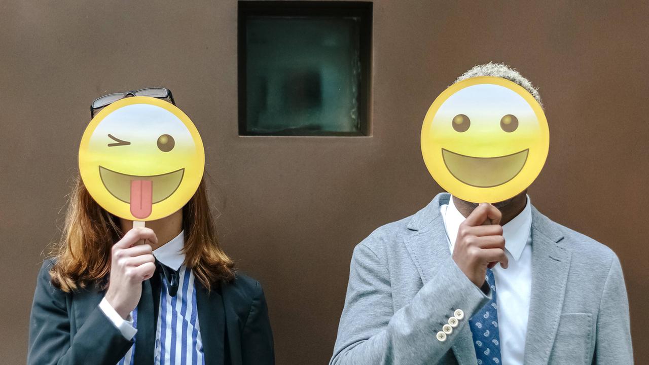 Aus den Feuilletons - Der Humor der Demagogen