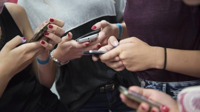 Mediennutzung bei Jugendlichen - Süchtig nach dem Smartphone