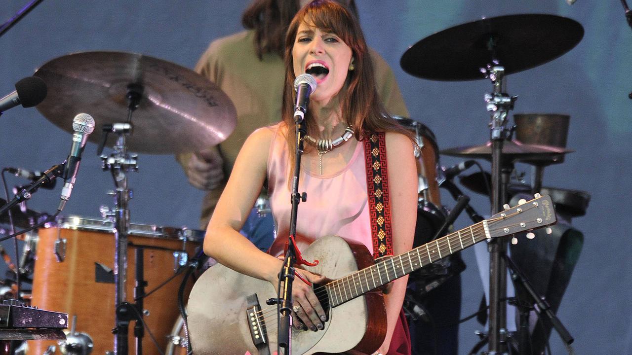 Album „Multitudes“ von Feist: Antwort auf die eigene Verlorenheit