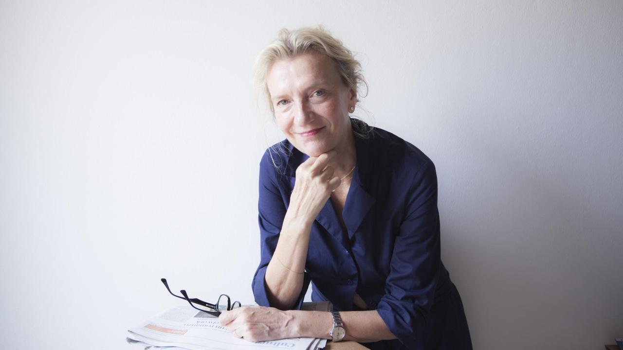 Elizabeth Strout über die USA - "Trump hat allen Rassisten den Weg geebnet"
