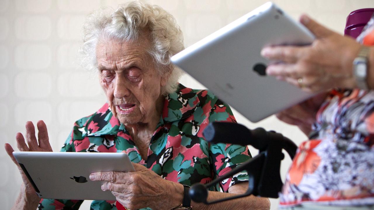 Gerontologie - Warum Ältere die Zeit anders wahrnehmen