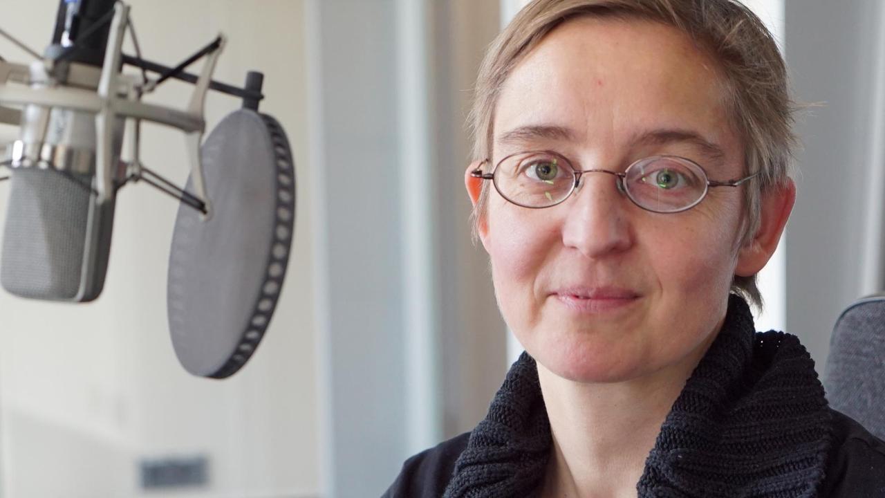 Der Tag mit Daniela Vates - "Bannon ist weiterhin eingebunden in die ...