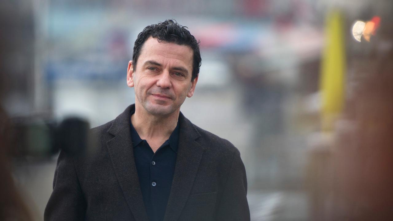 Christian Petzold über seinen Film "Transit" - Wie man lernt, wieder ...