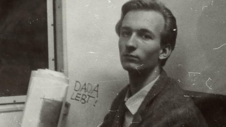 "Tobias Gruben: Die Liebe frisst das Leben" - Musikpoet mit düsterer Seele