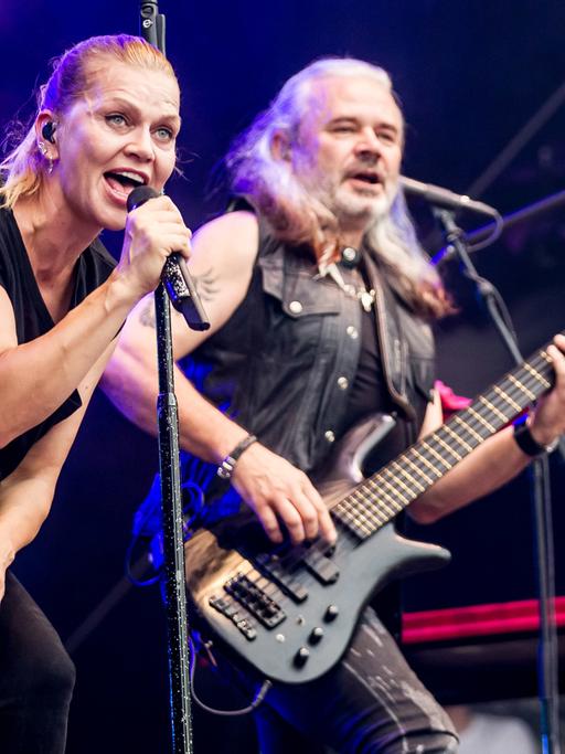 Anna Loos über ihr Solodebüt "Werkzeugkasten" - "Für mich ist Musik ...