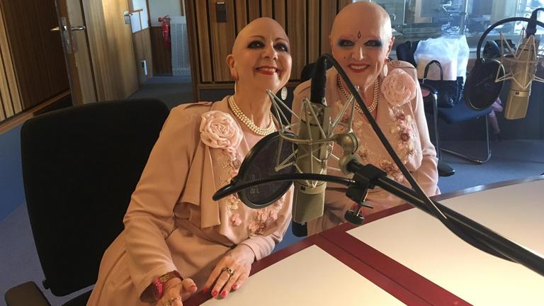 Retrospektive von Eva & Adele in Berlin - Kunst und Leben vereint