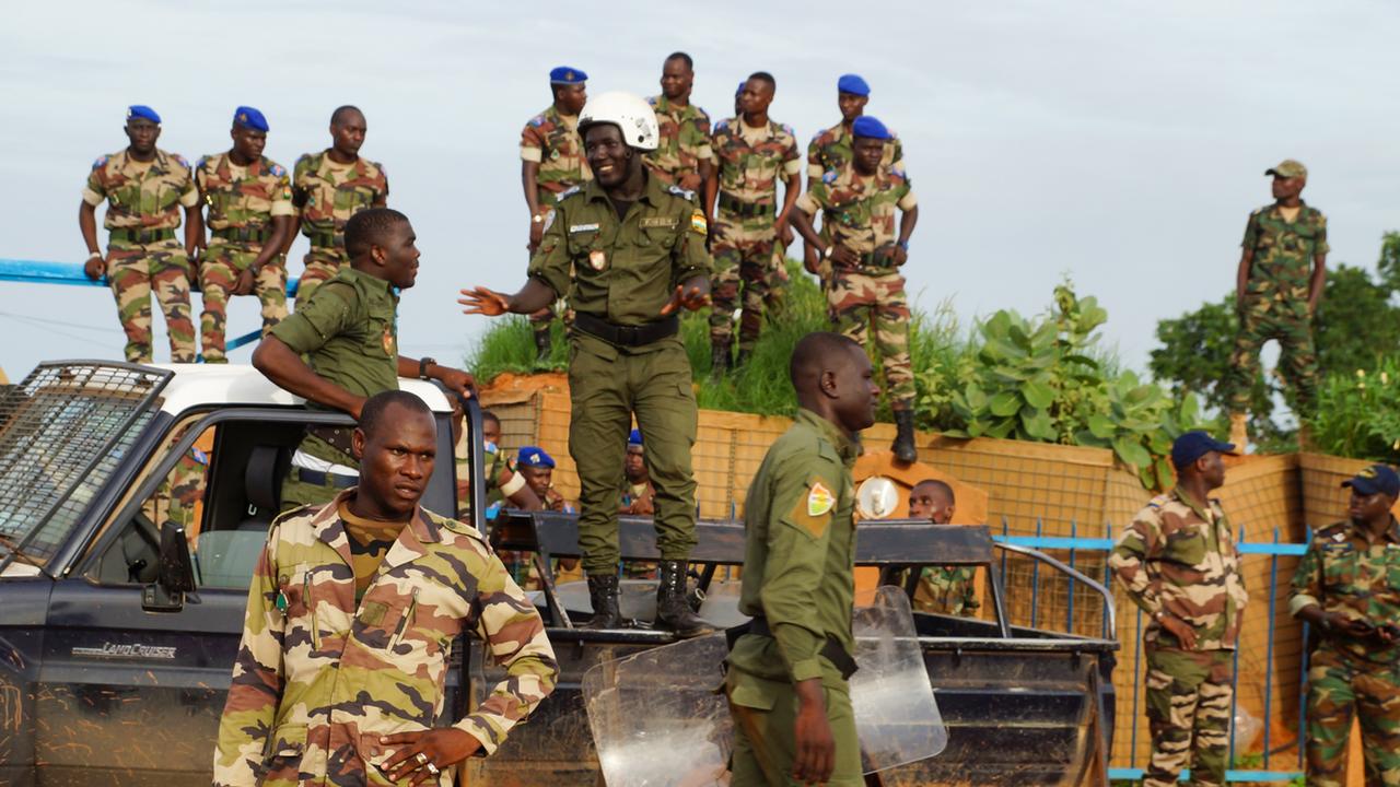 Niger - Junta beendet Militärabkommen mit Benin
