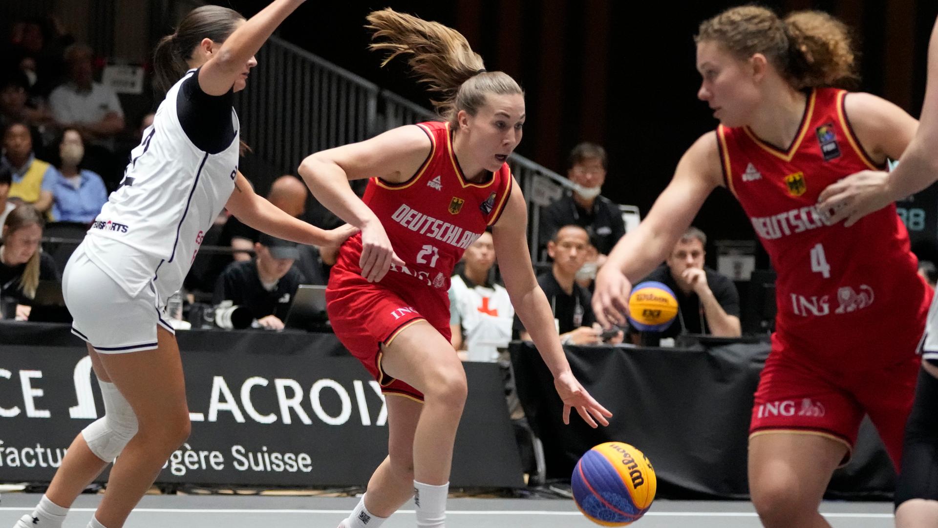 Japan - Deutsche Basketballerinnen vergeben im 3x3 erste Olympia-Chance