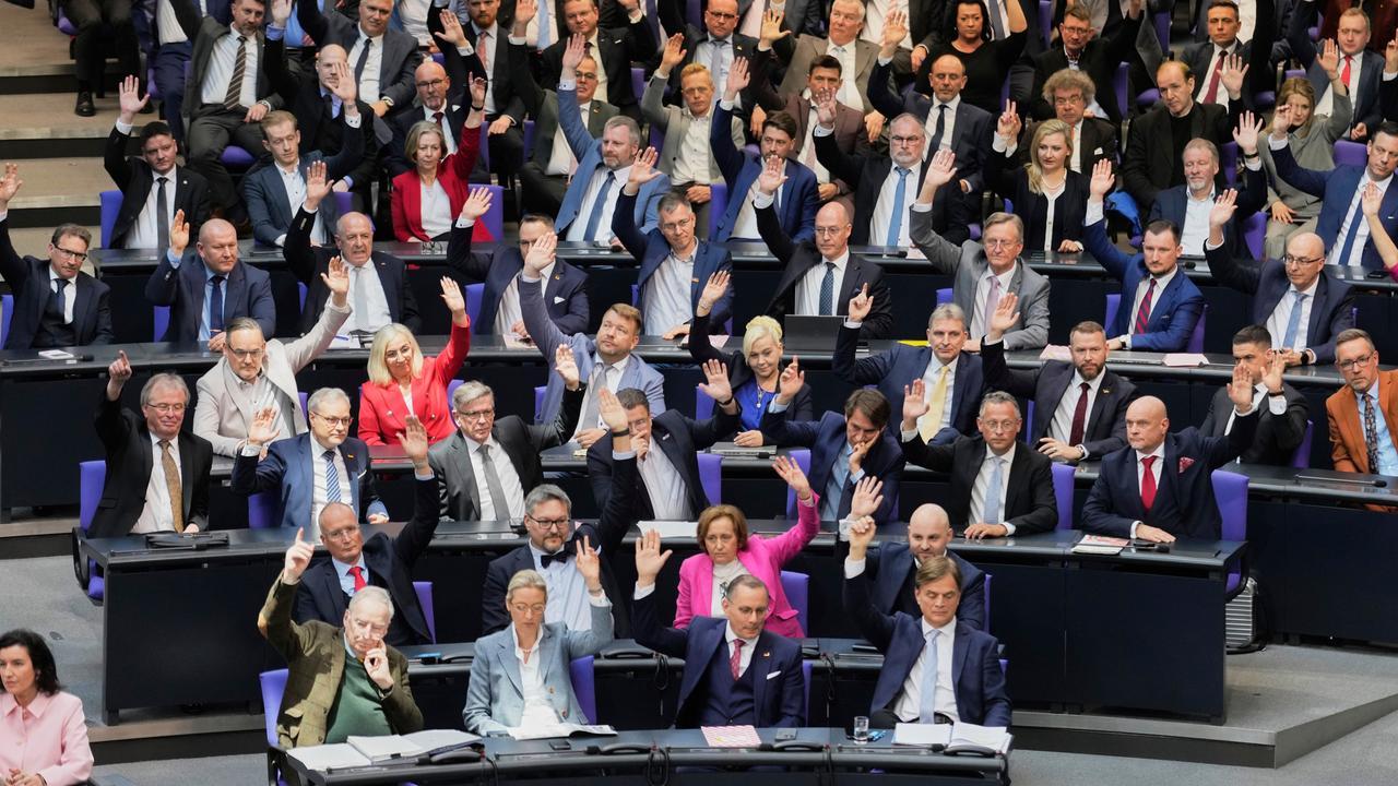 AfD vs. Verfassungsschutz: Streit um Rechtsextremismus-Einstufung