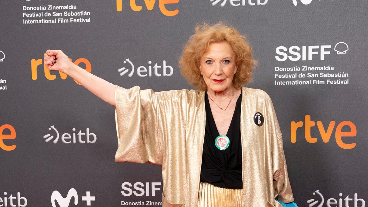 Marisa Paredes, Almodovars ikonische Schauspielerin, ist tot.