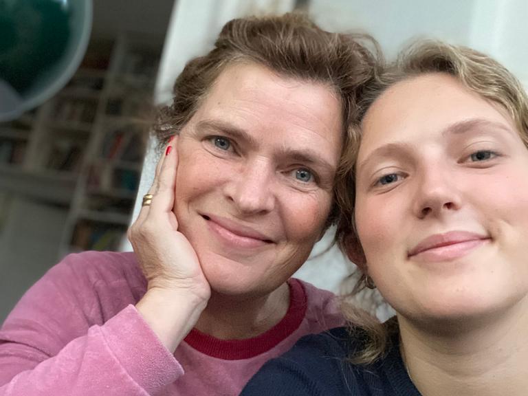 Muttertag: Sollte man ihn lieber Elterntag nennen?