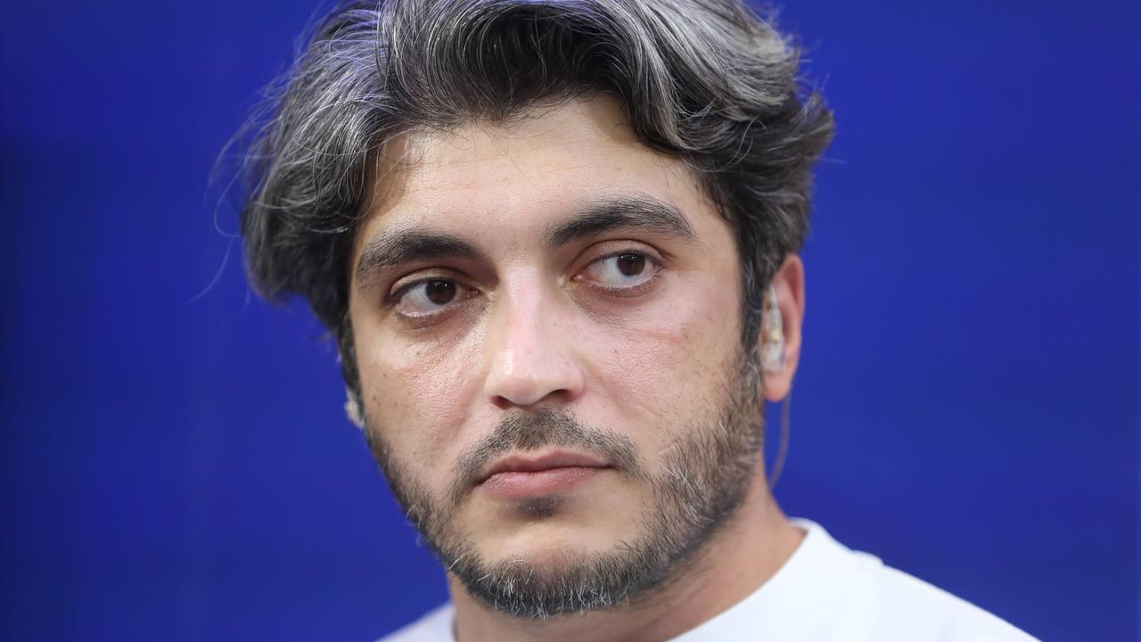 Khesrau Behroz erzählt die Geschichten hinter den Menschen