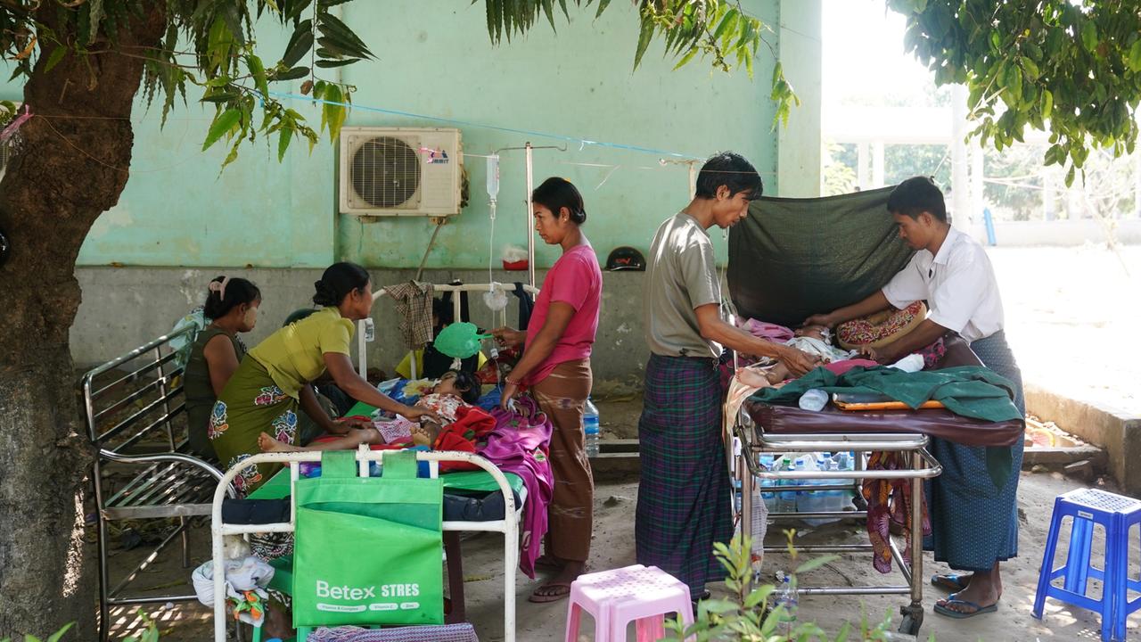 Angst vor Nachbeben in Myanmar und schwierige Versorgungslage
