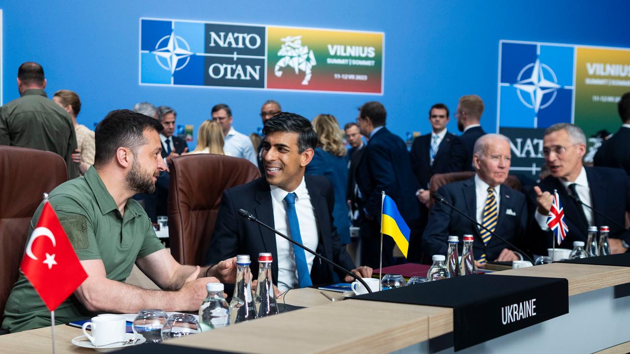 NATO-Gipfel - G7-Staaten treffen langfristige Sicherheitszusagen ...