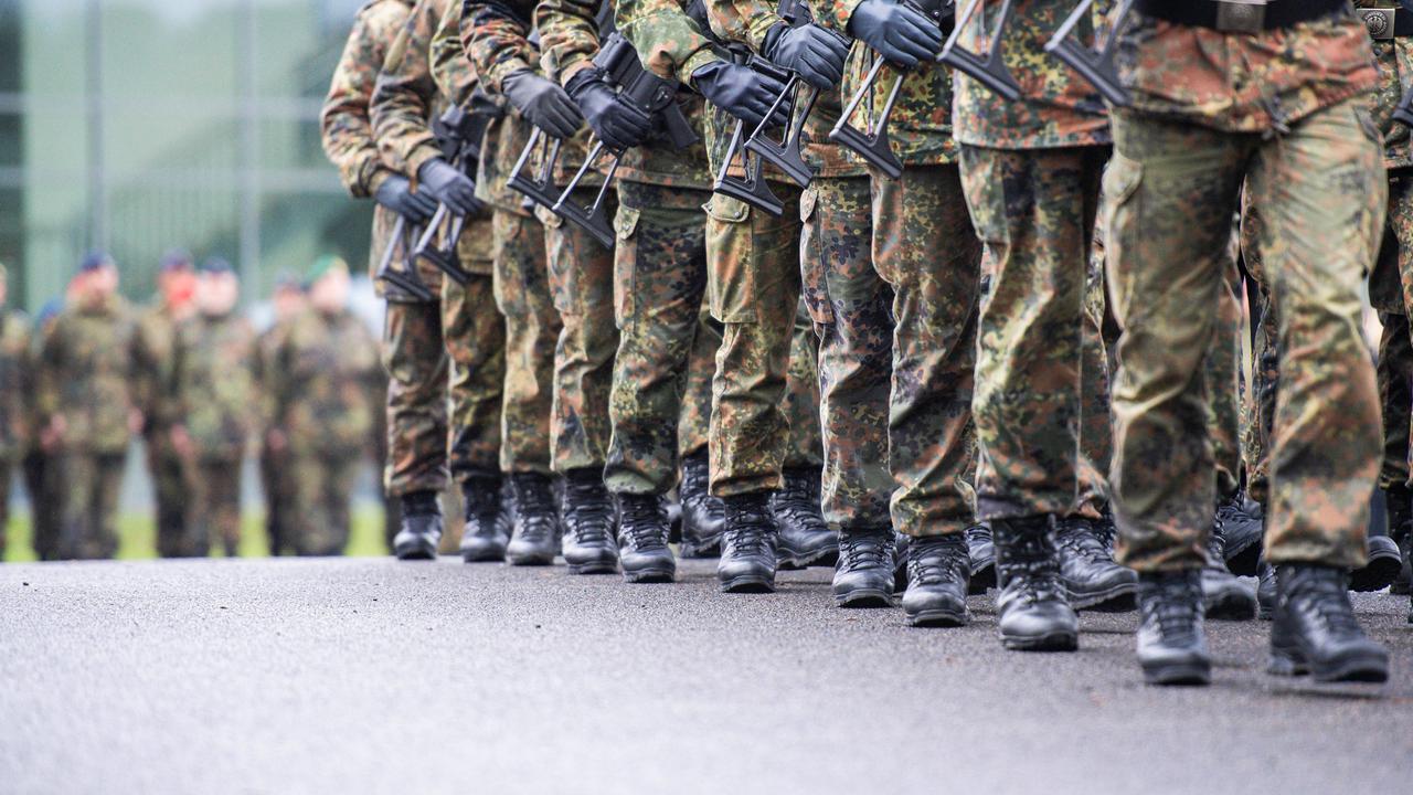 Pazifismus: Was hat die Friedensbewegung genutzt?