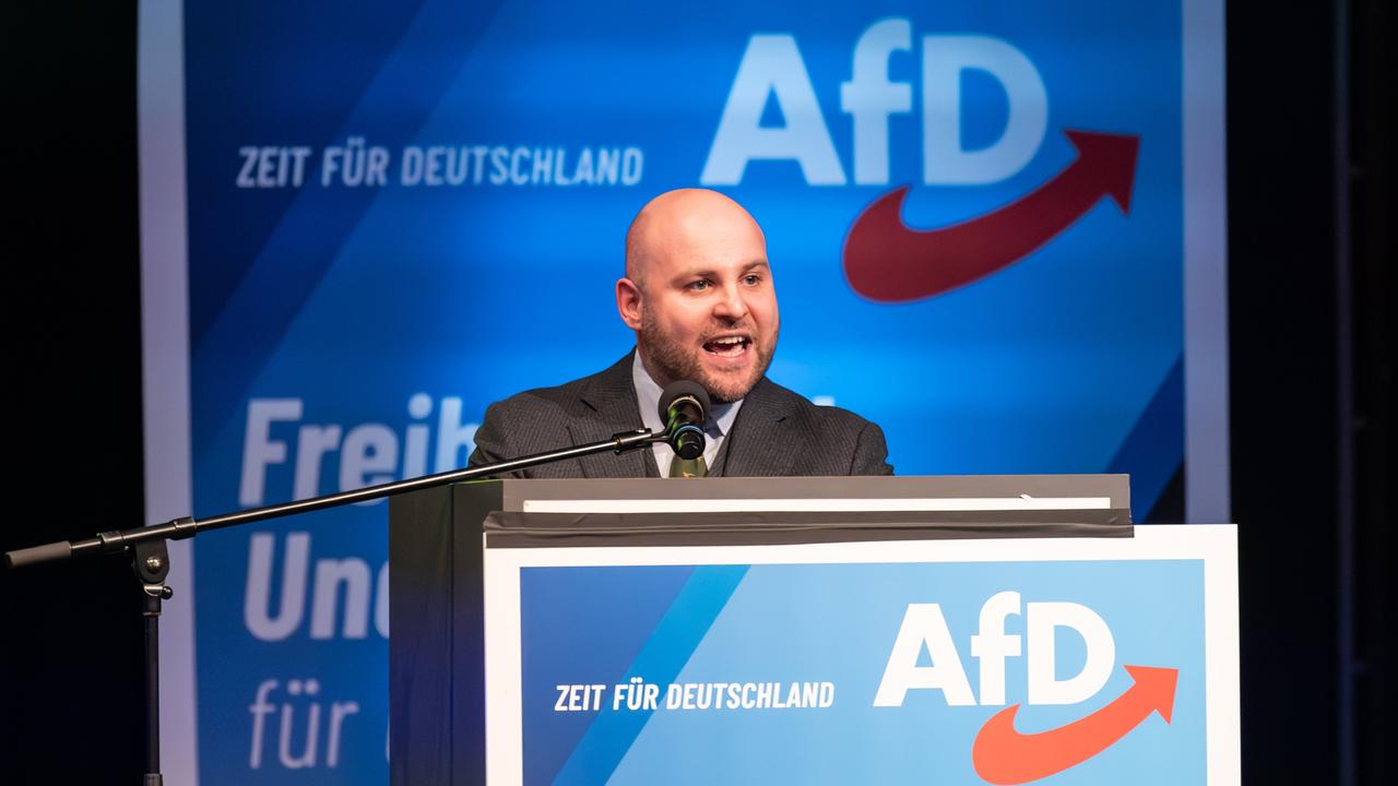 Landtagswahl 2026 - AfD Baden-Württemberg wählt Landeschef Frohnmaier ...
