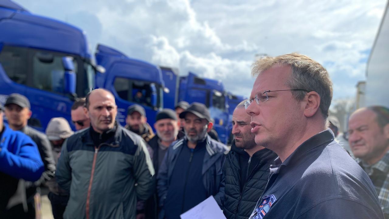 Osteuropäische LKW-Fahrer streiken