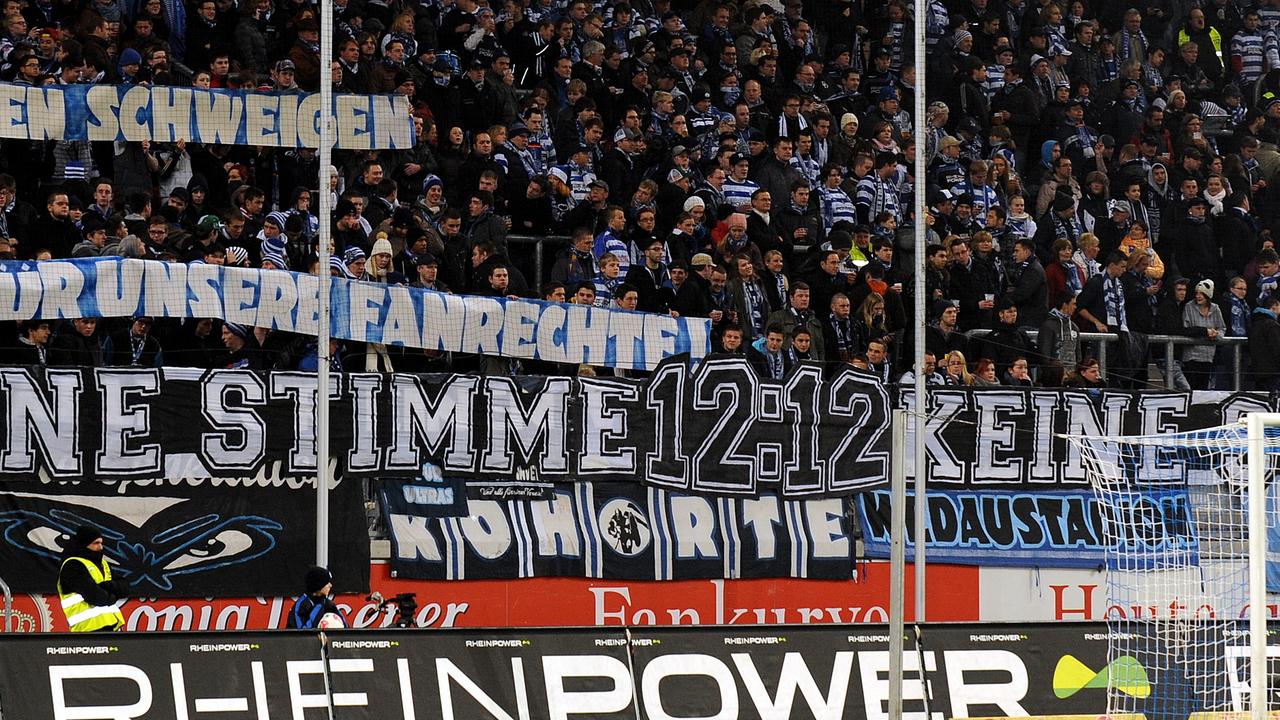 12 Minuten Schweigen Bundesliga