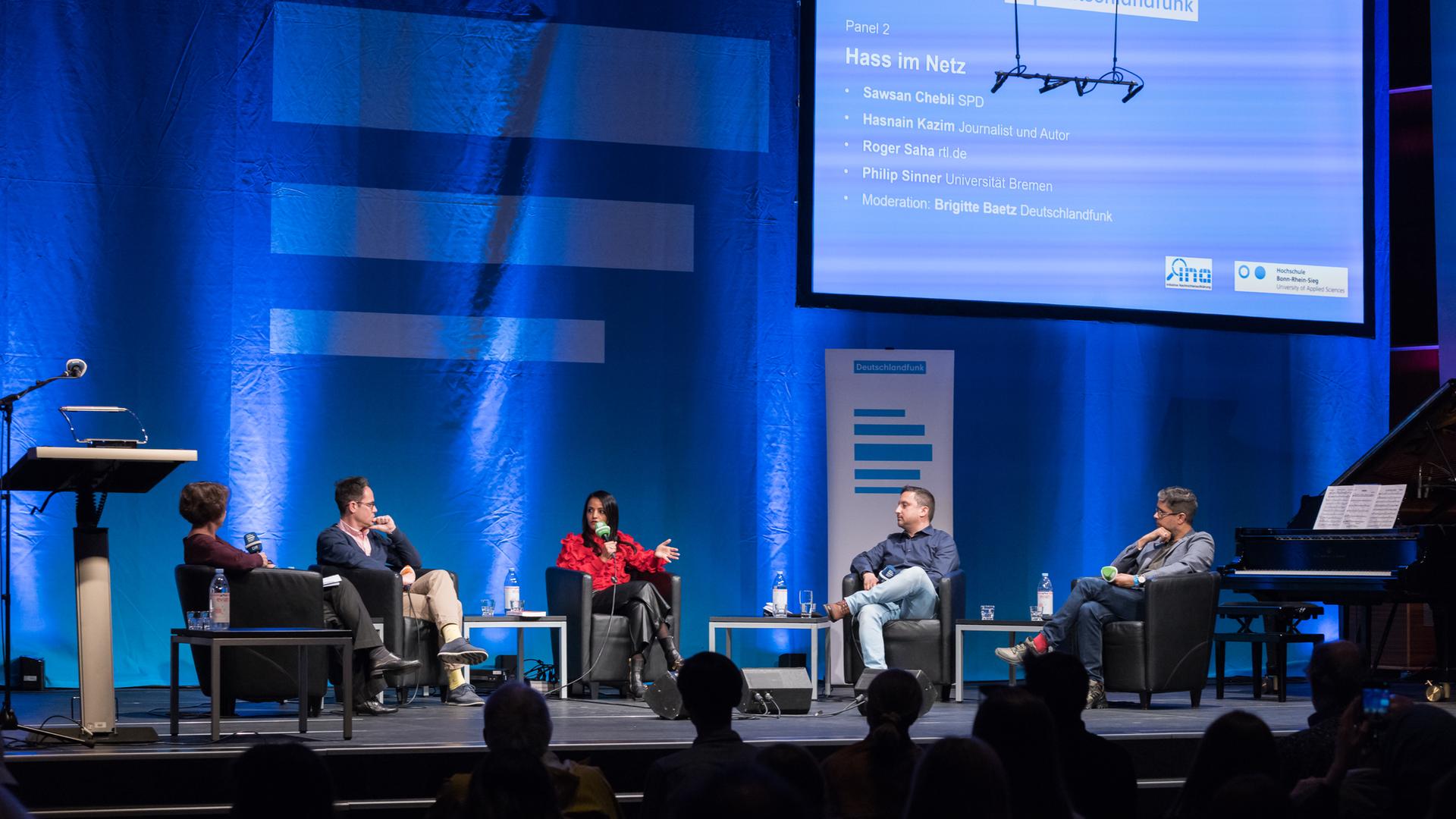 "Hass im Netz" Thema beim DLF-Forum Journalismuskritik