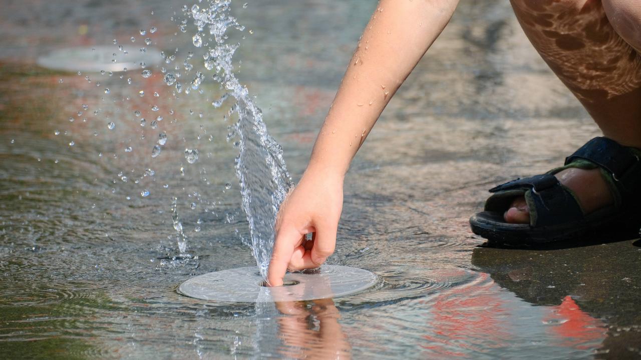 Warum Kinder heute seltener nackt sind