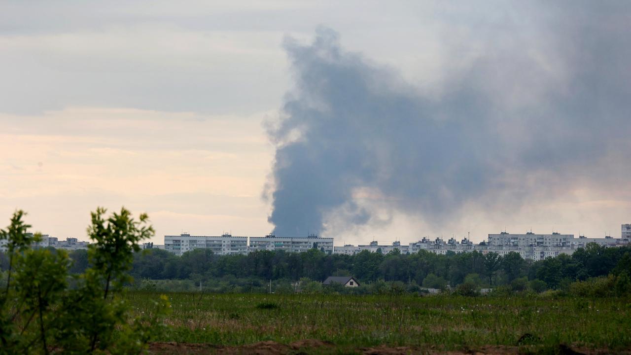 Ukraine-Krieg - Fast 10.000 Menschen wegen Russlands Offensive aus Raum ...