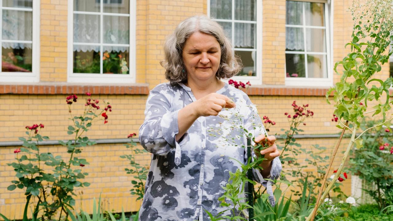 Marlit Bromm heilt mit Gartentherapie in Klinik und Pflege
