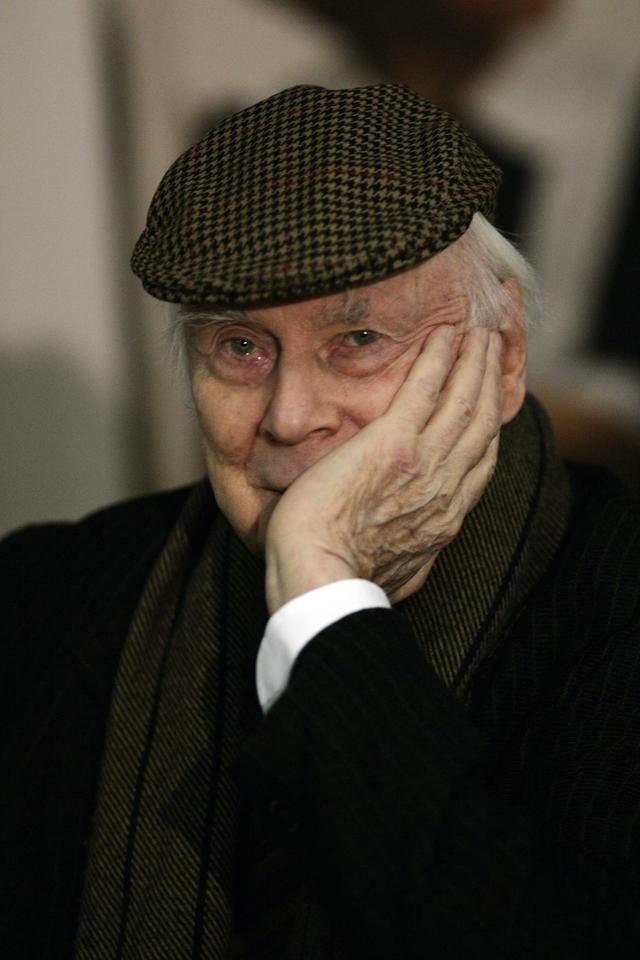 Loriots 100. Geburtstag: Badewanne, Nudel und Mops