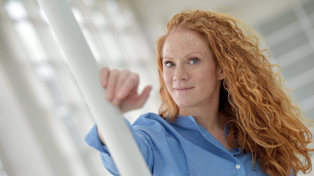 Alexa Hennig von Lange will durchs Schreiben Verbindung schaffen