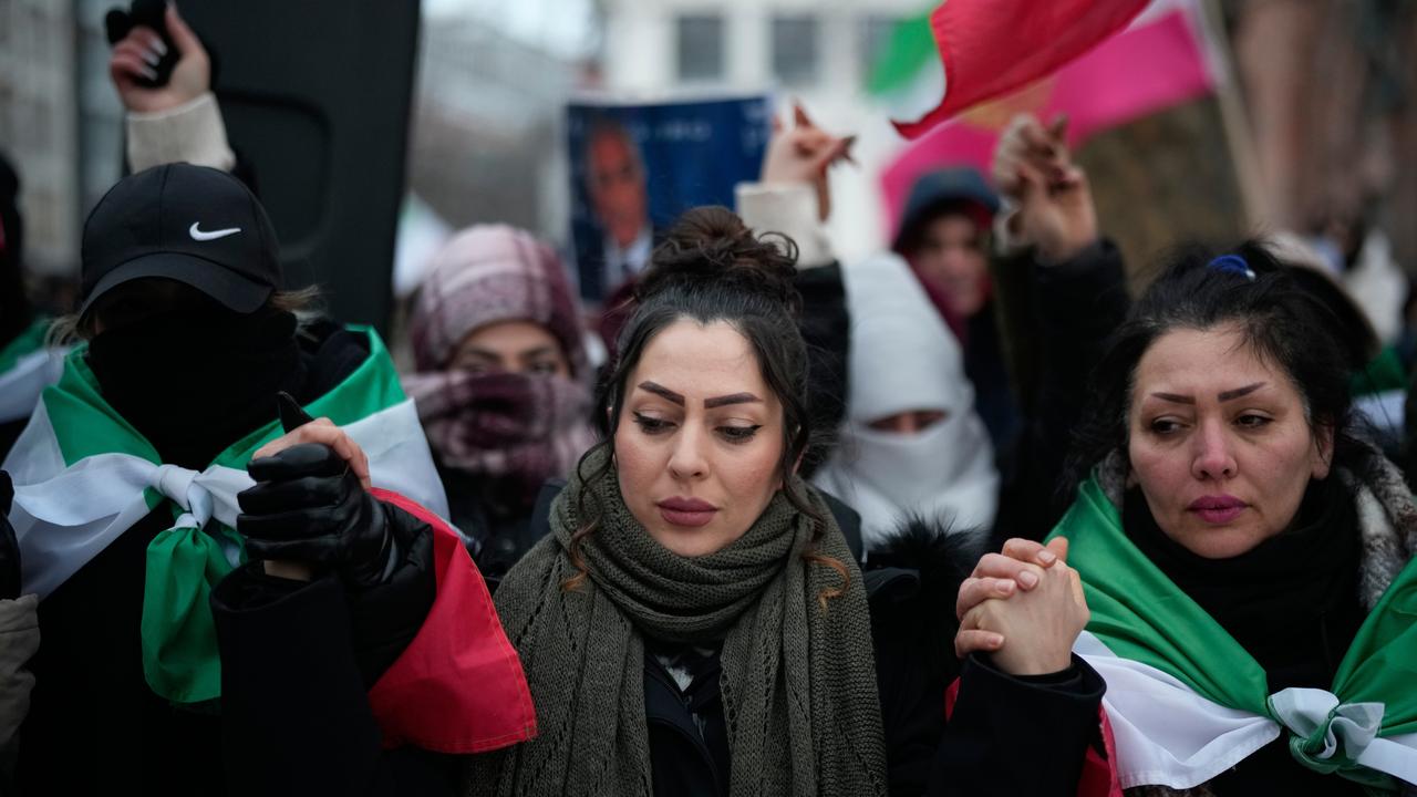 Teheran - Neue Proteste im Iran trotz Internetblockade