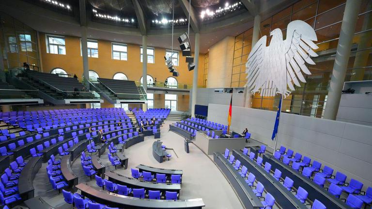 Wahlrechtsreform - CDU und CSU fordern Korrektur