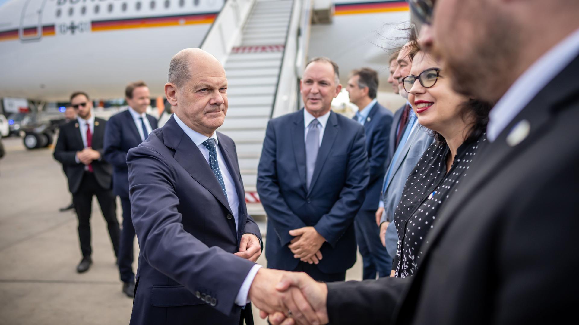 Krieg in Nahost - Scholz in Tel Aviv angekommen - humanitäre Lage in Gaza im Fokus