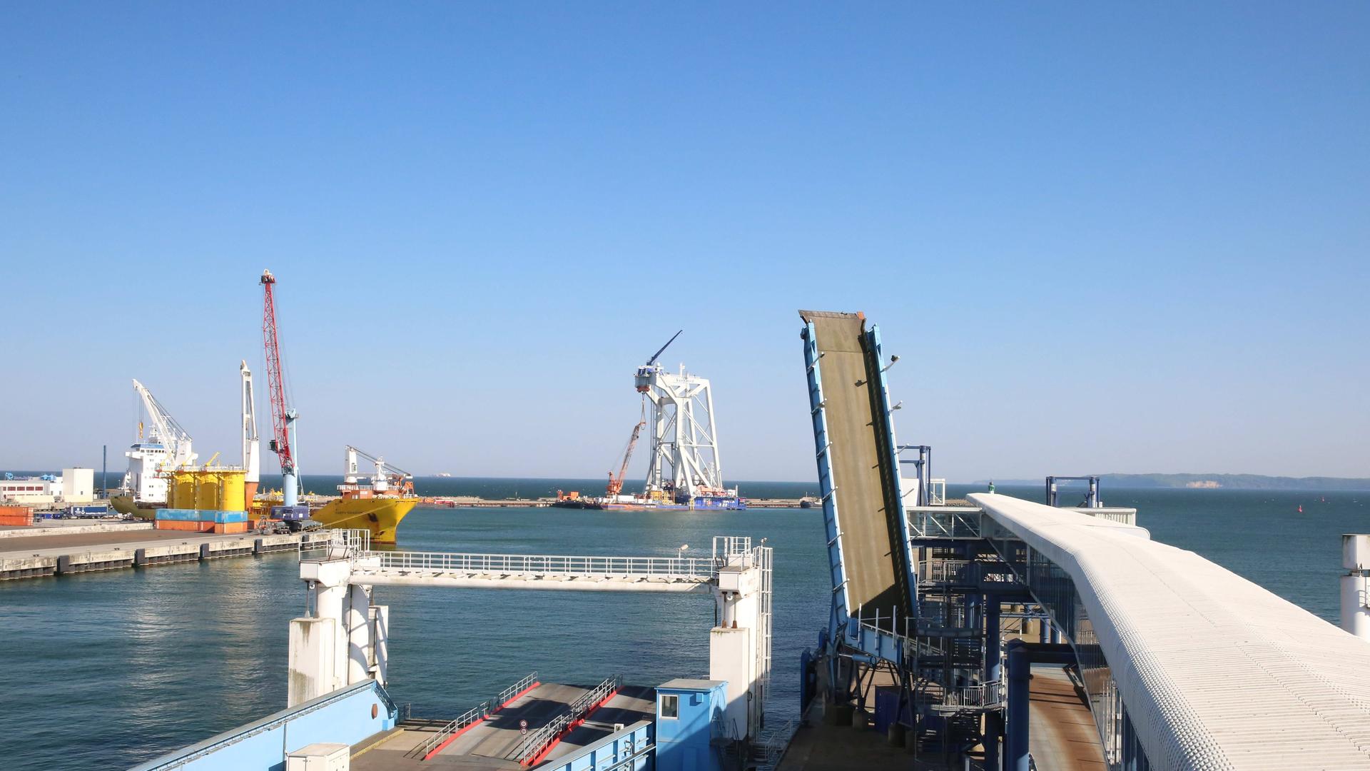 Rügen - Erster Teil der Pipeline für das geplante LNG-Terminal genehmigt